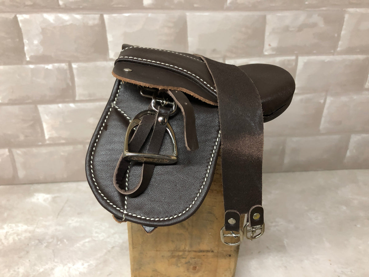 English Premium Saddle – Crafty Ponies Canada
